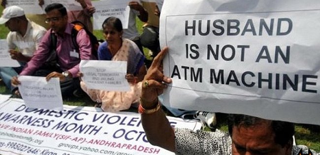 7 Most Creative Indian Protest Signs Ever