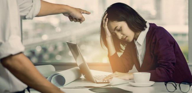 10 Signs You Have the Worst Boss in the World
